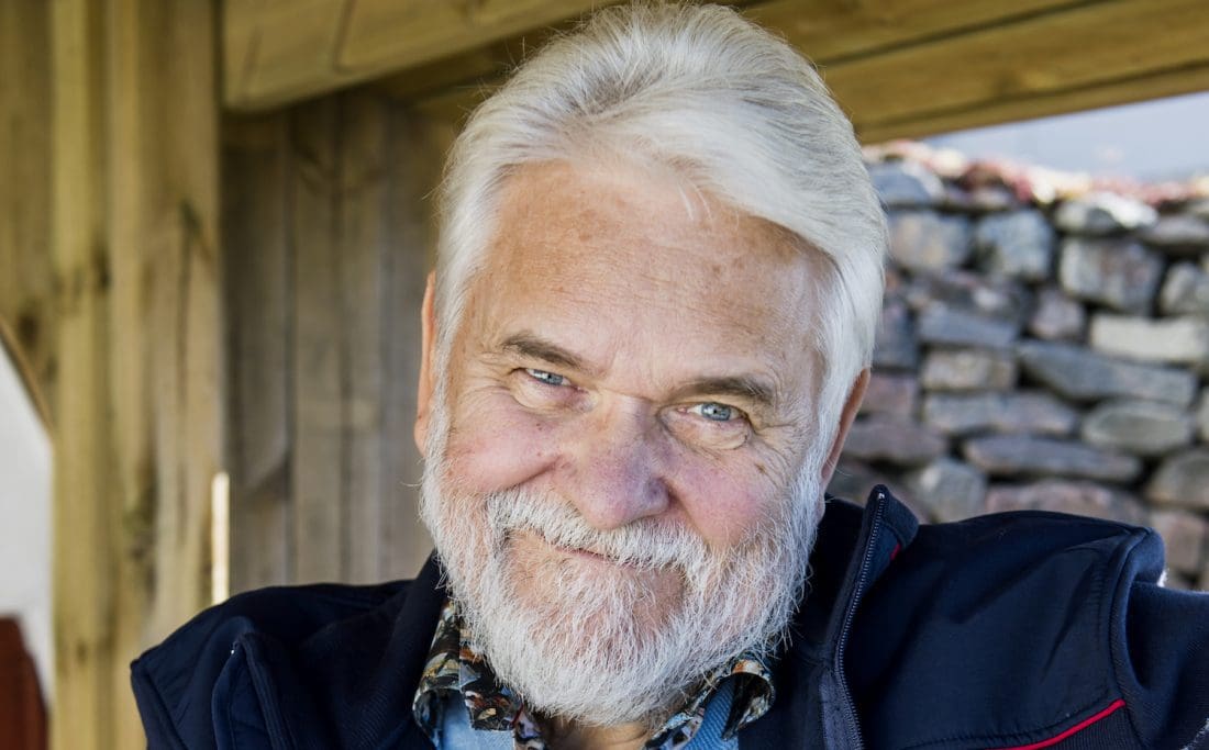 Hasse "Kvinnaböske" Andersson - Villalivet